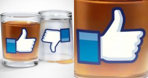 Top 10+ des goodies Facebook à la con, pour les accros du like | Topito