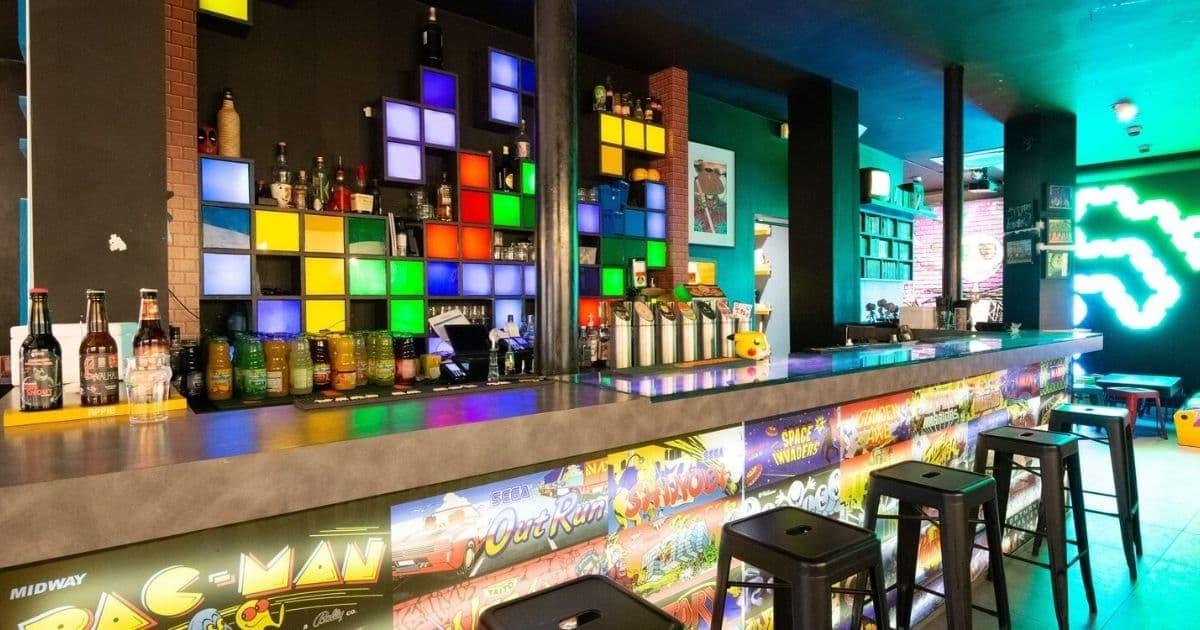 Top 16 des meilleurs bars à jeux de Paris | Topito